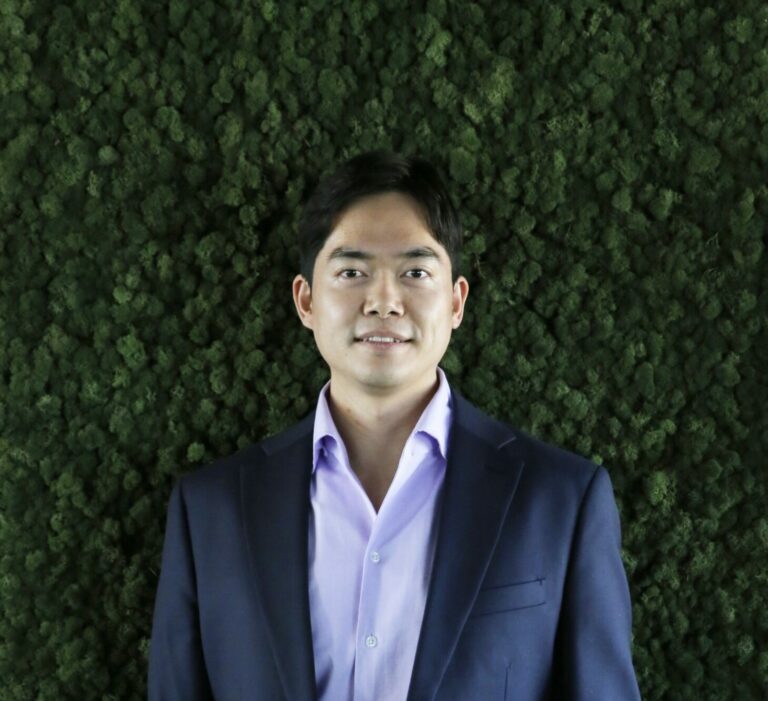 Hong Liu 刘鸿 – Mathematician